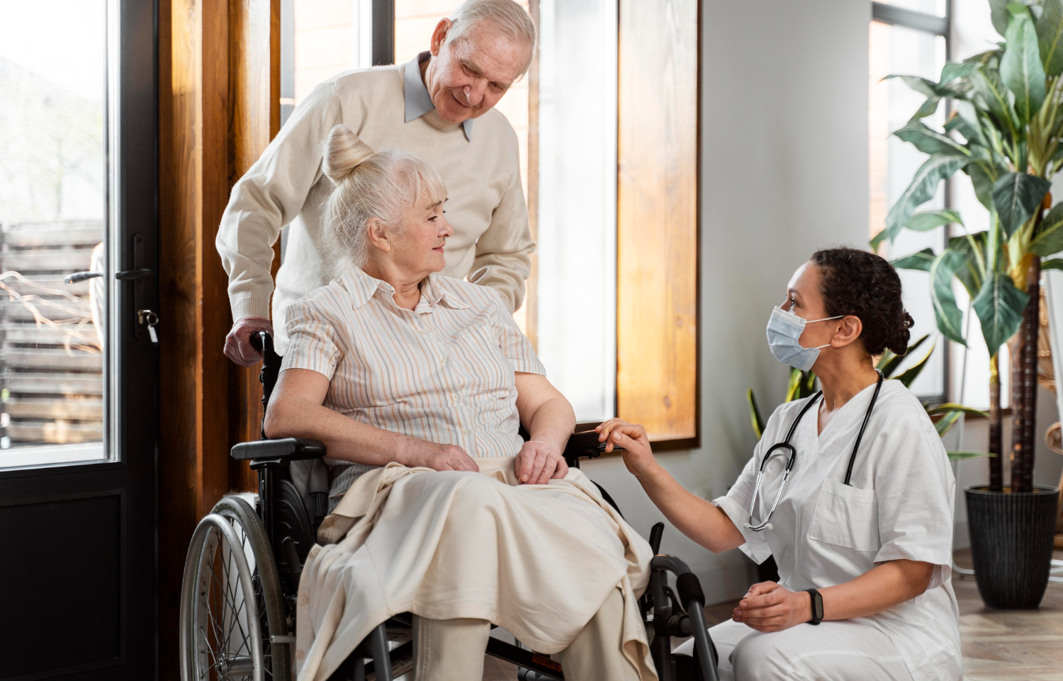 How to Choose an Assisted Living Facility - Comfort Rosealf